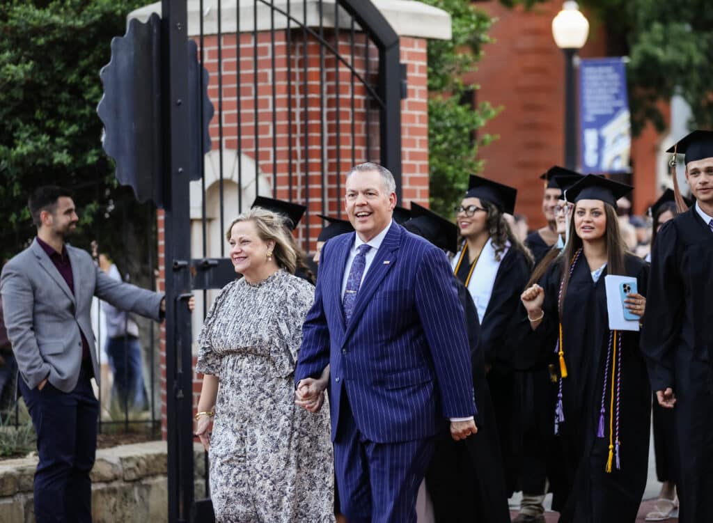 HPU’s Commencement weekend celebrates 2025 graduates | Howard Payne ...